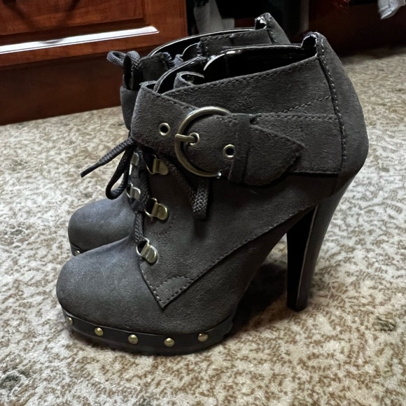 Colin Stuart | Shoes | Womens Colin Stuart Platform Booties | Poshmark